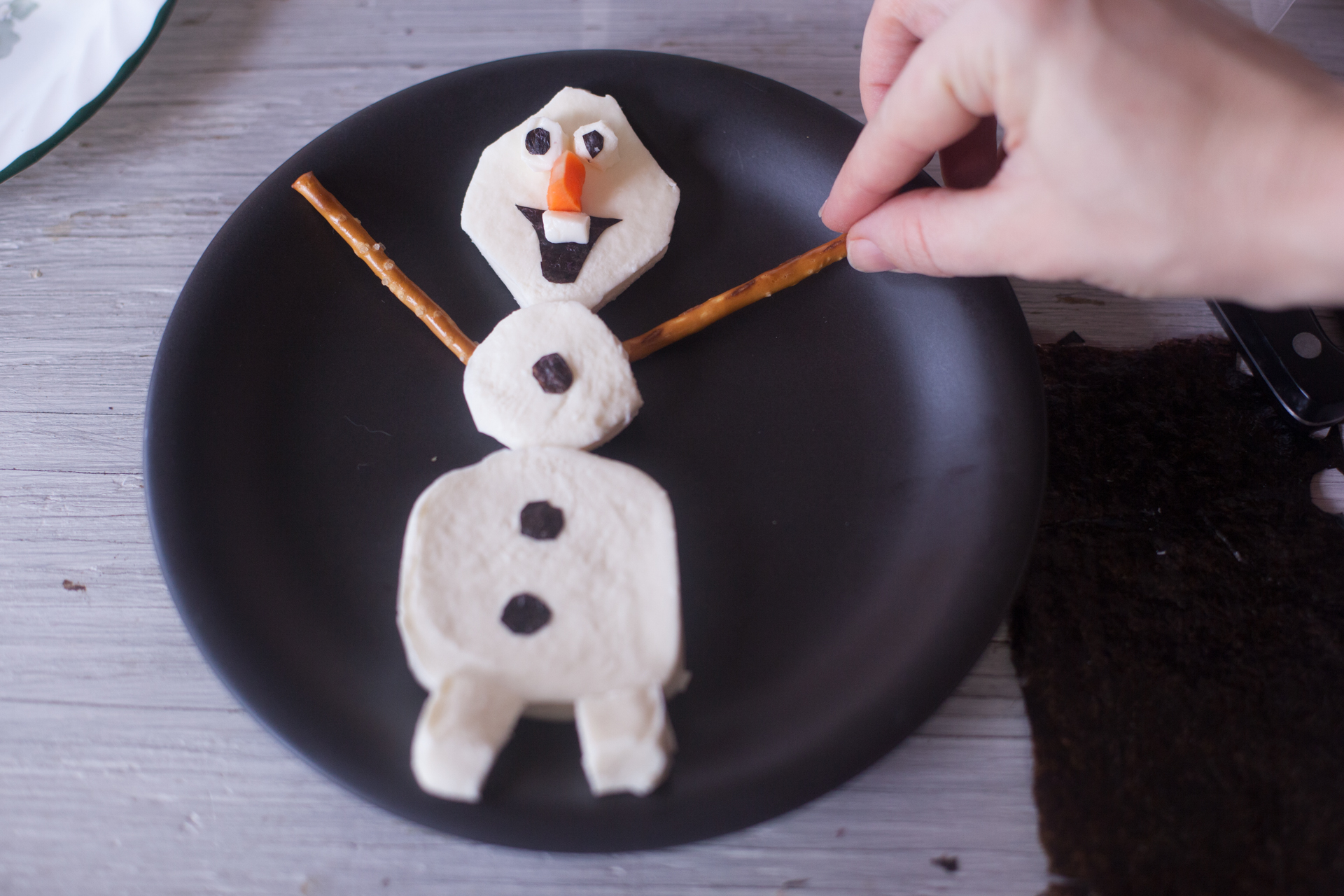 Frozen's Olaf Snowman Cheese Snack for Kids - Eating Richly